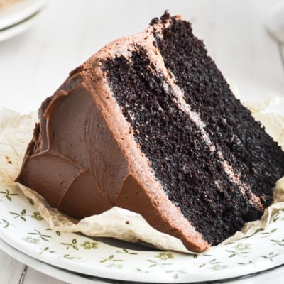 Queen Elizabeth's Chocolate Biscuit Cake • the royal recipe!