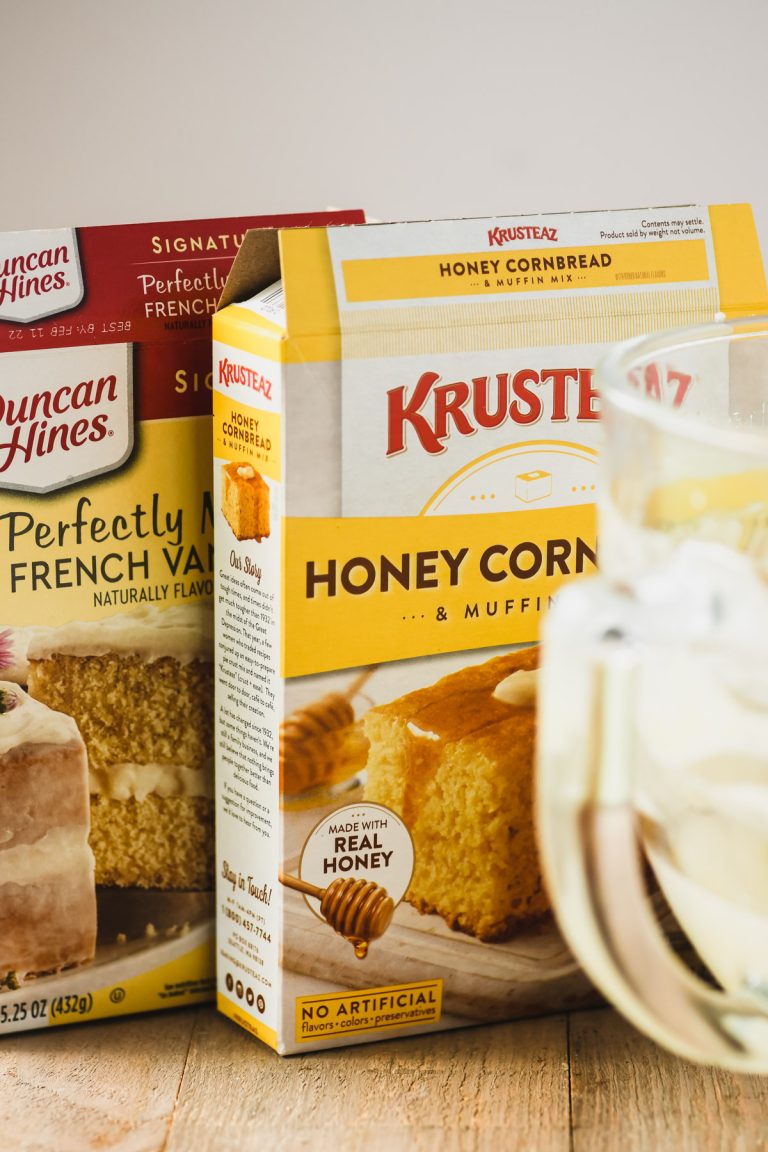 Boston Market Style Cornbread Recipe ~ it's IRRESISTIBLE!