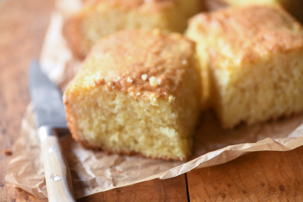 Boston Market Style Cornbread Recipe ~ it's IRRESISTIBLE!