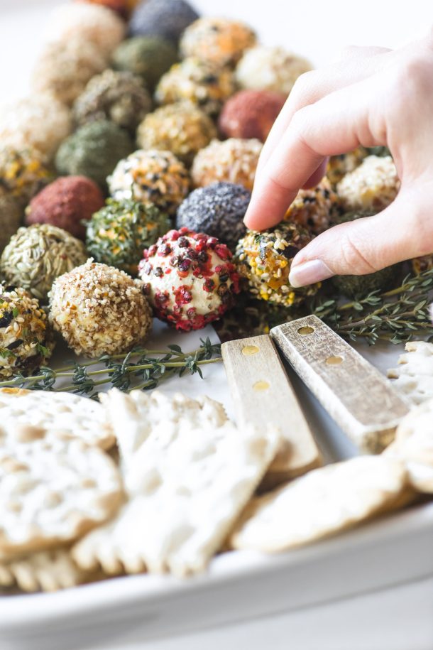 Mini Cheese Ball Holiday Platter • easy appetizer!