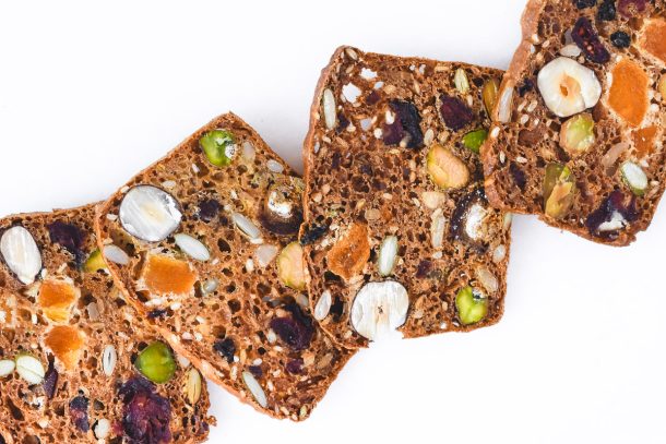 Copycat Raincoast Crisps® Crackers • best recipe!