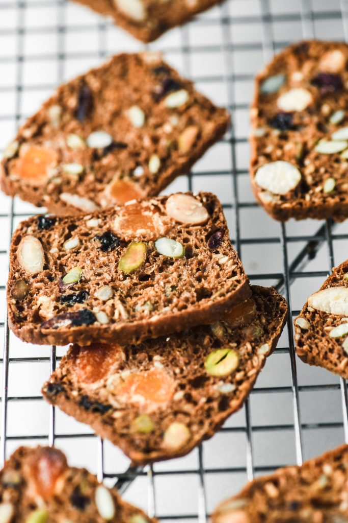 Copycat Raincoast Crisps® Crackers • best recipe!