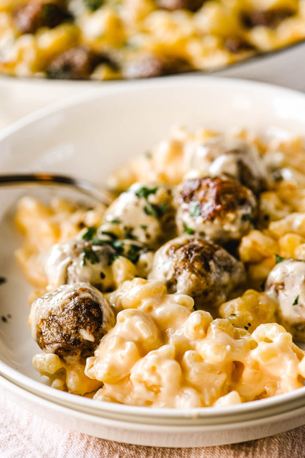 Meatball Macaroni and Cheese • the CREAMIEST recipe!