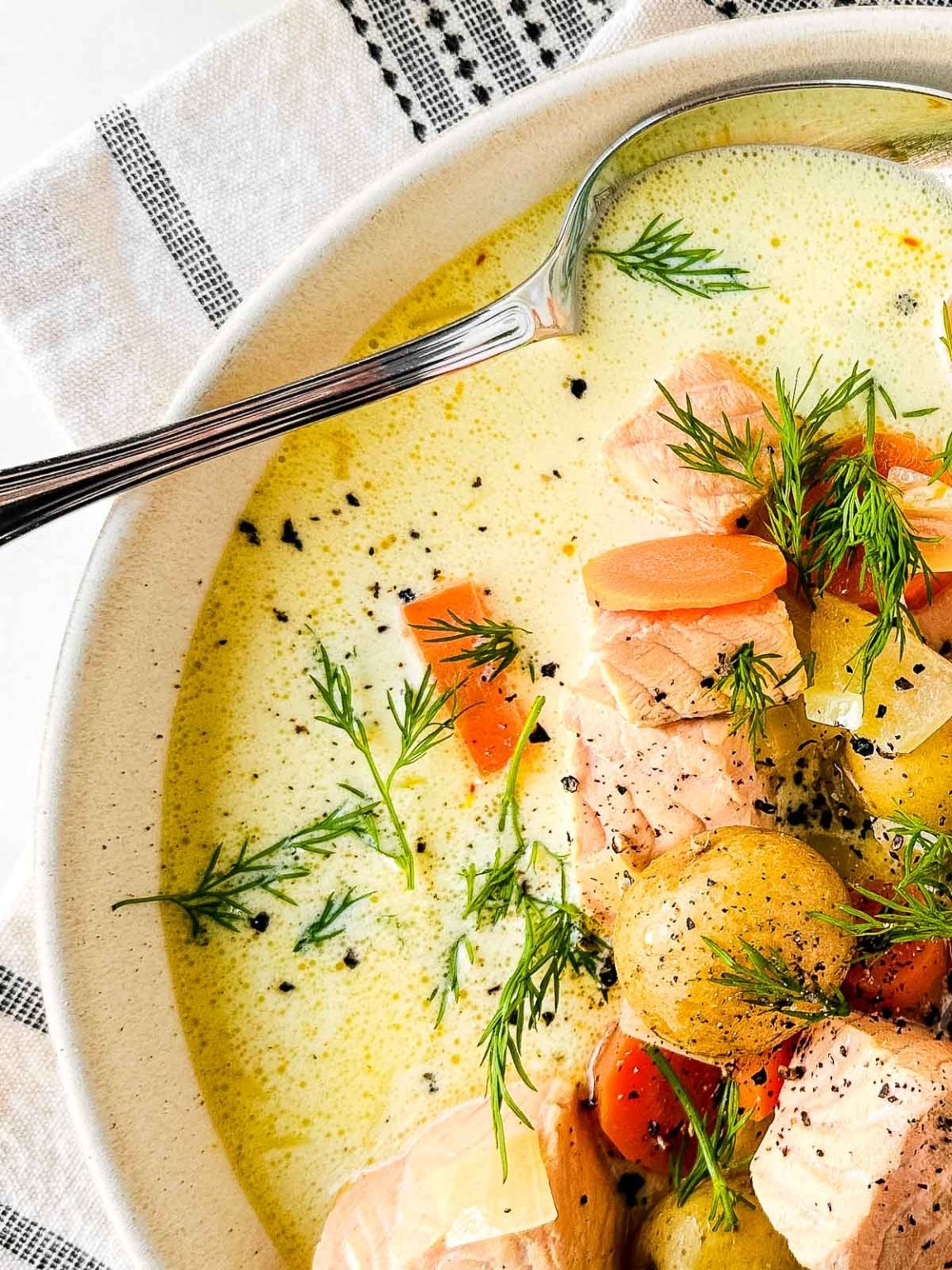 Creamy Salmon Soup with Lemon • 30 Minutes!