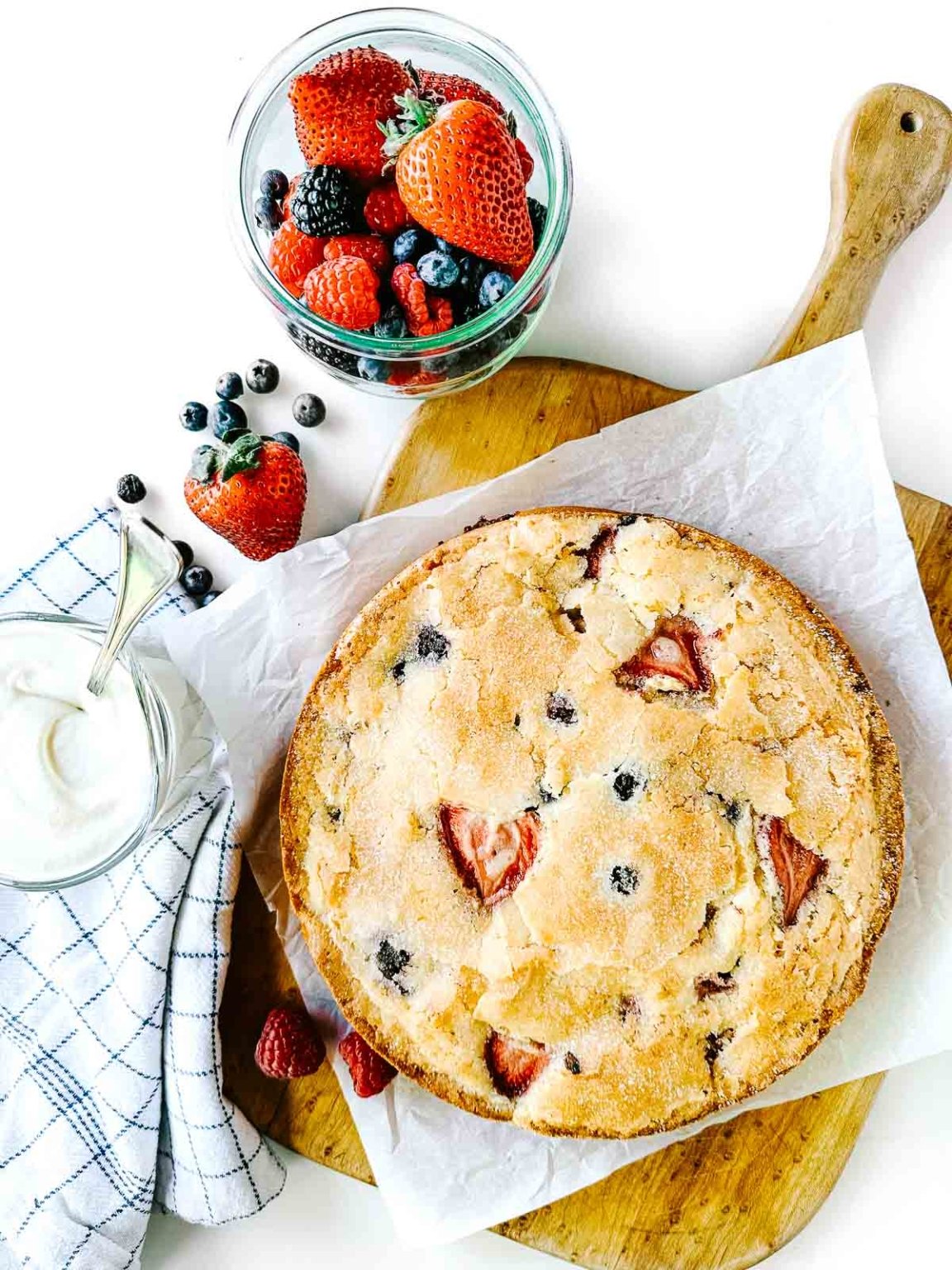 Mixed Berry Cake • Works with ANY Berries!
