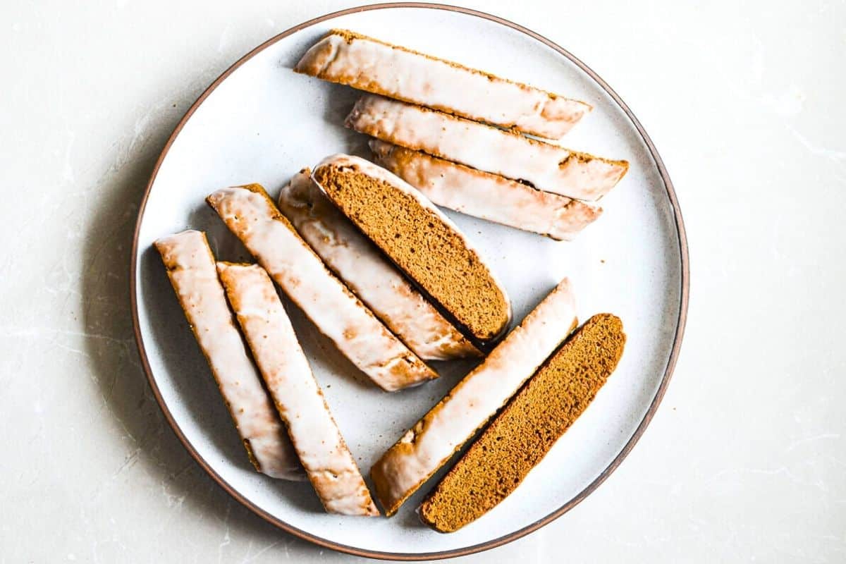 Glazed Gingerbread Biscotti Recipe (Perfect for Gifting)